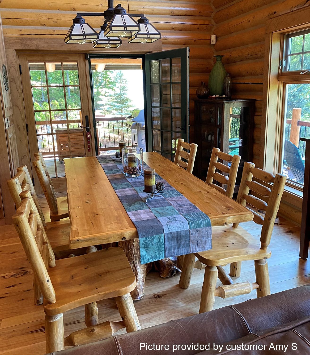 Cedar Stump Base Log Dining Table 95210